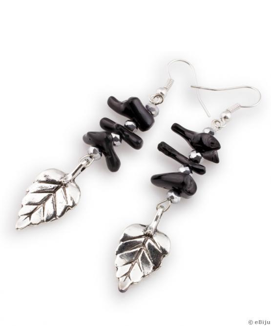 Cercei din coral negru